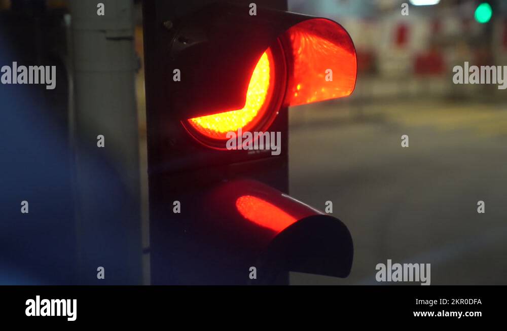 Traffic light red amber Stock Videos & Footage - HD and 4K Video Clips ...