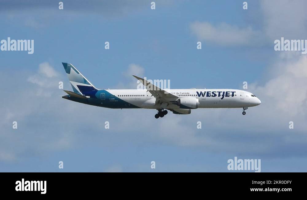Westjet Boeing 787 Dreamliner Jetliner Commercial Flight Descending ...