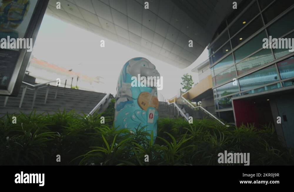 Merlion sculpture Stock Videos & Footage - HD and 4K Video Clips - Alamy