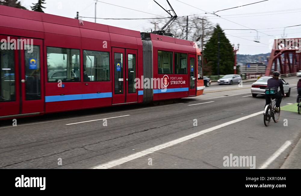 Portland streetcar Stock Videos & Footage - HD and 4K Video Clips - Alamy