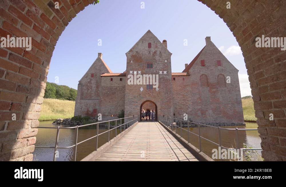 Borg castle Stock Videos & Footage - HD and 4K Video Clips - Alamy