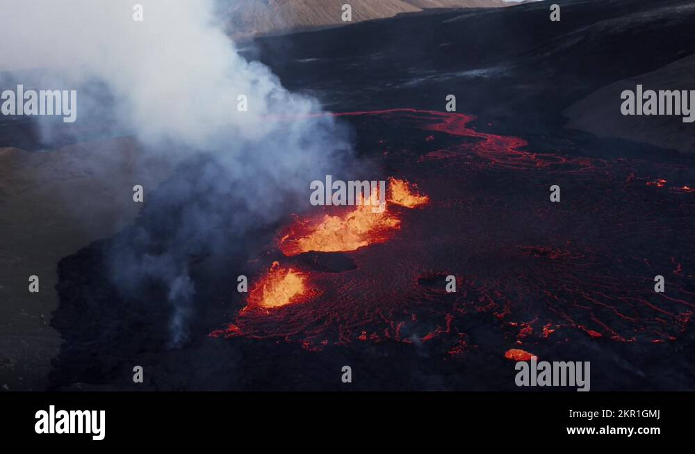 Fagradalsfjall 2022 eruption Stock Videos & Footage - HD and 4K Video ...
