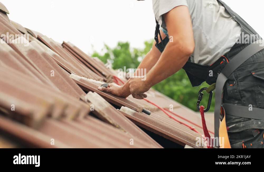 Solar shingle installation Stock Videos & Footage - HD and 4K Video ...