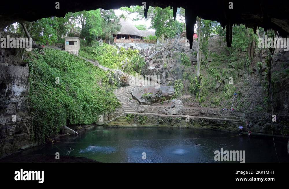 Cenote zaci mexico Stock Videos & Footage - HD and 4K Video Clips - Alamy
