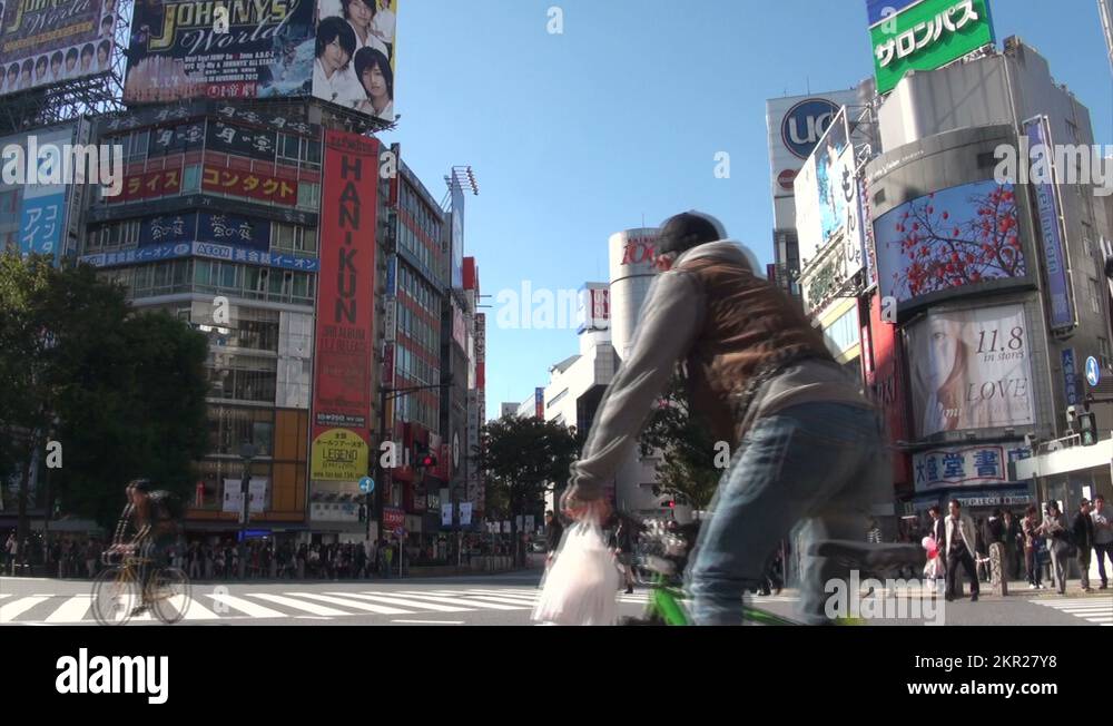 Shibuya 109 store Stock Videos & Footage - HD and 4K Video Clips - Alamy