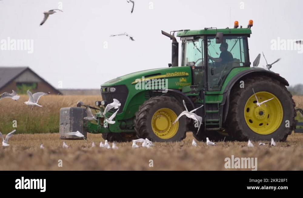 Flying tractor Stock Videos & Footage - HD and 4K Video Clips - Alamy