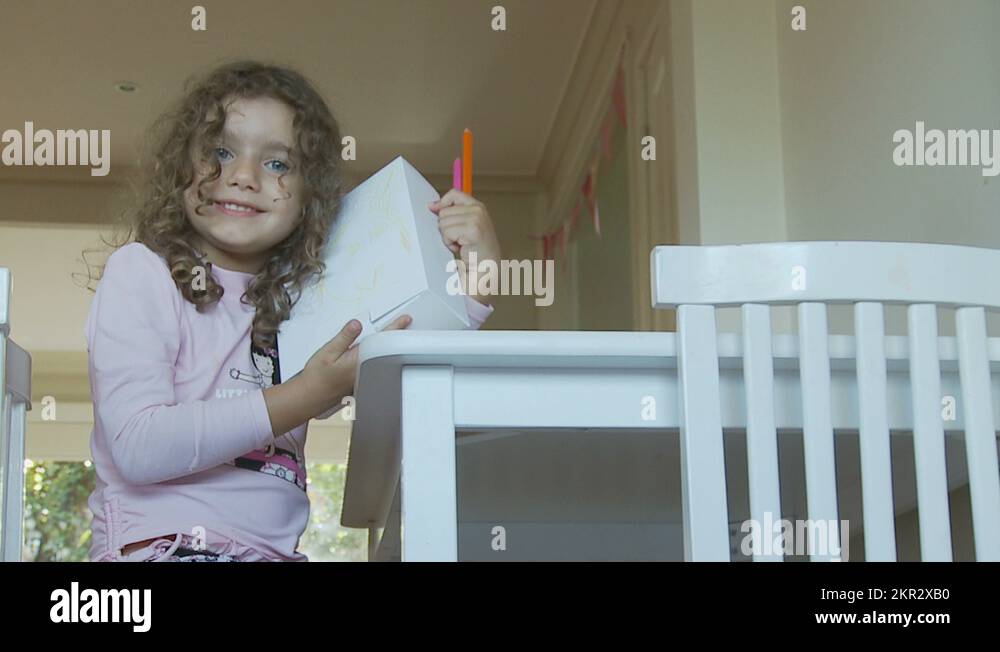 Dolly model Stock Videos & Footage - HD and 4K Video Clips - Alamy