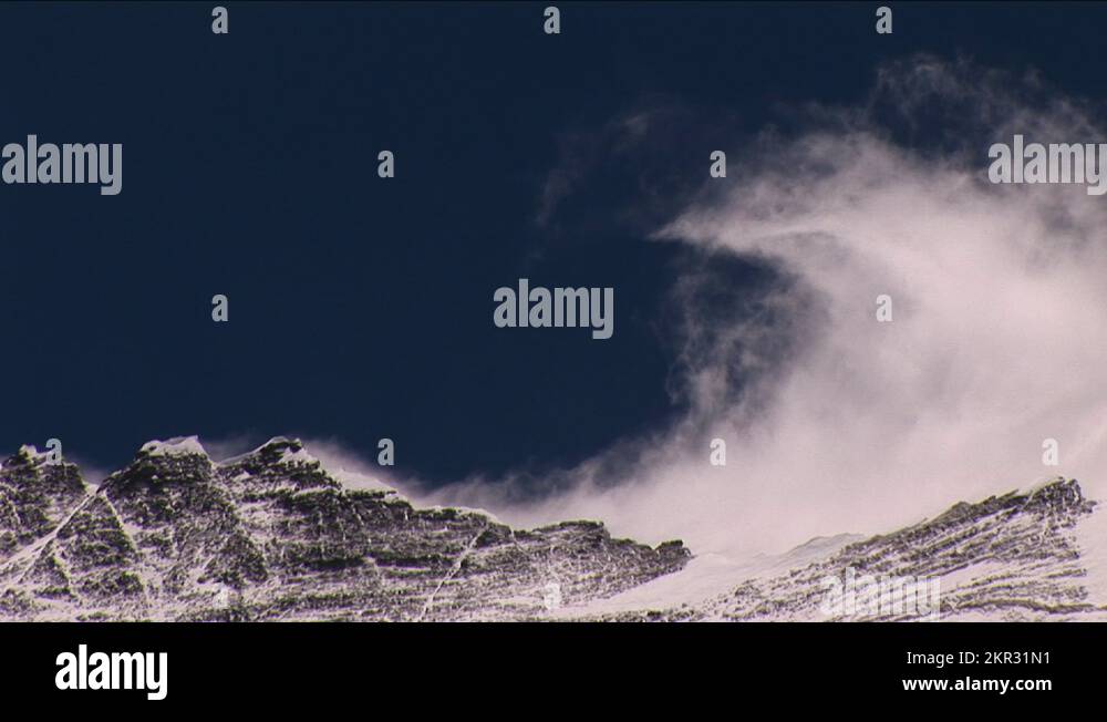 Snow plume Stock Videos & Footage - HD and 4K Video Clips - Alamy