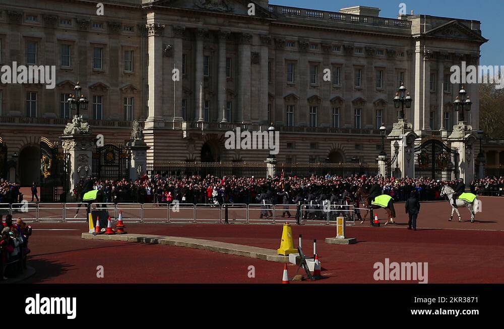 Pomp and ceremony Stock Videos & Footage - HD and 4K Video Clips - Alamy