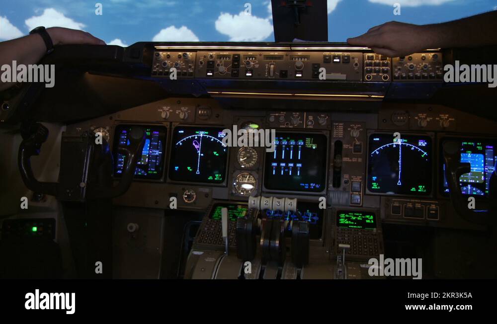 Commercial pilot Stock Videos & Footage - HD and 4K Video Clips - Alamy