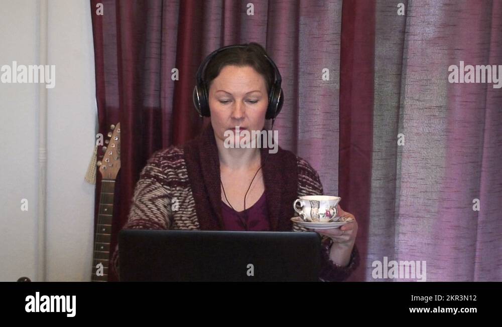 Having tea Stock Videos & Footage - HD and 4K Video Clips - Alamy