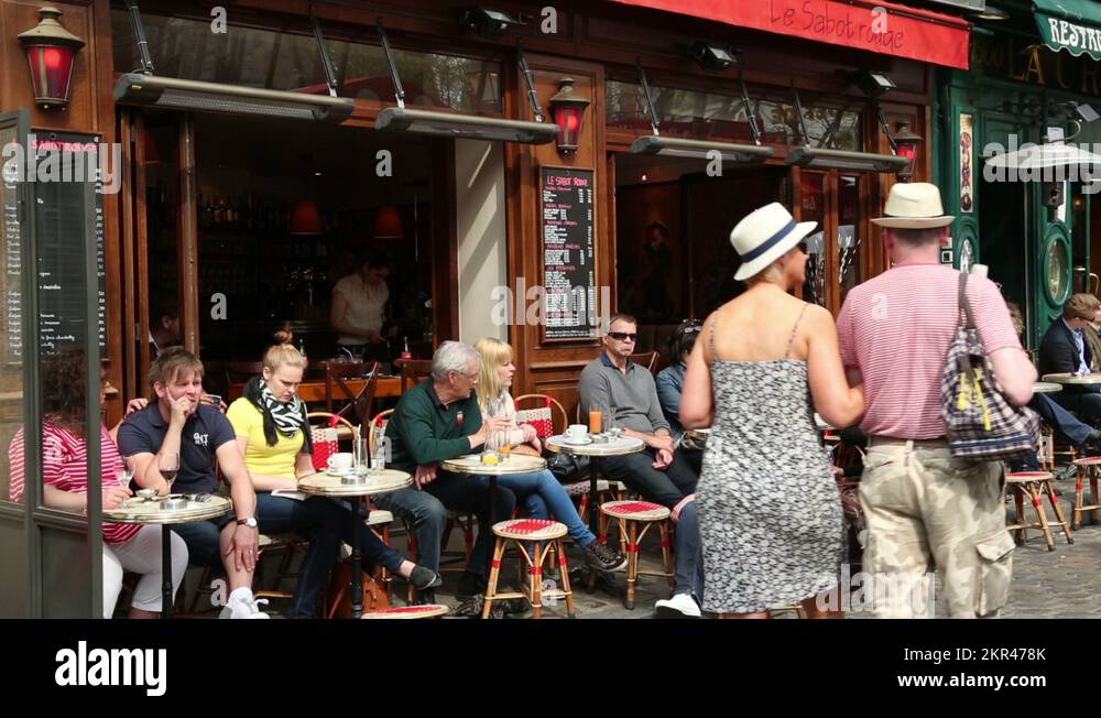 People in pavement restaurant Stock Videos & Footage - HD and 4K Video ...