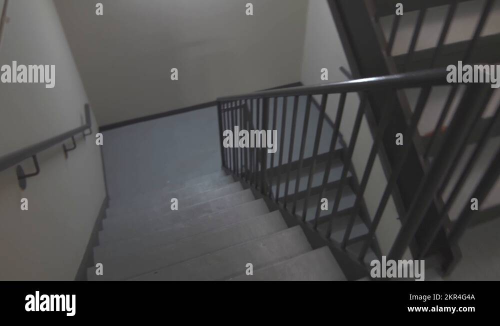 Man with gun running Stock Videos & Footage - HD and 4K Video Clips - Alamy