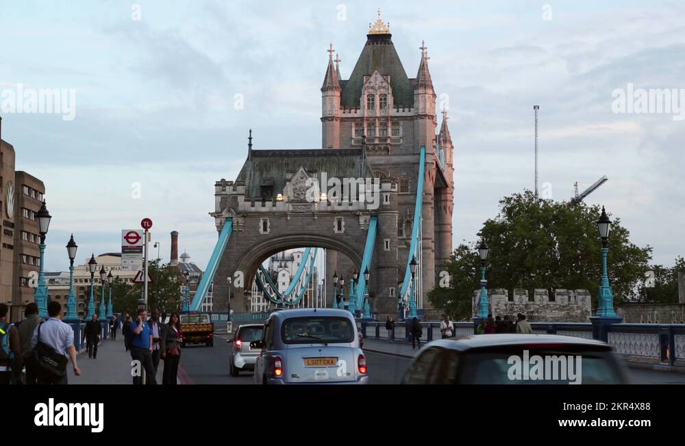 London bus tower bridge Stock Videos & Footage - HD and 4K Video Clips ...
