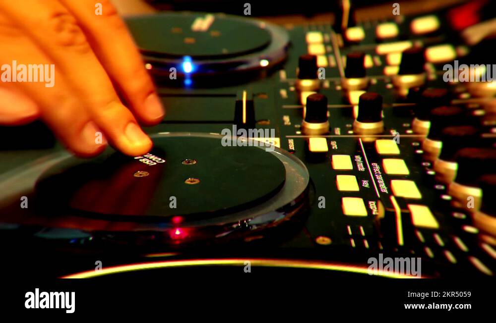 Dee jay in a club Stock Videos & Footage - HD and 4K Video Clips - Alamy