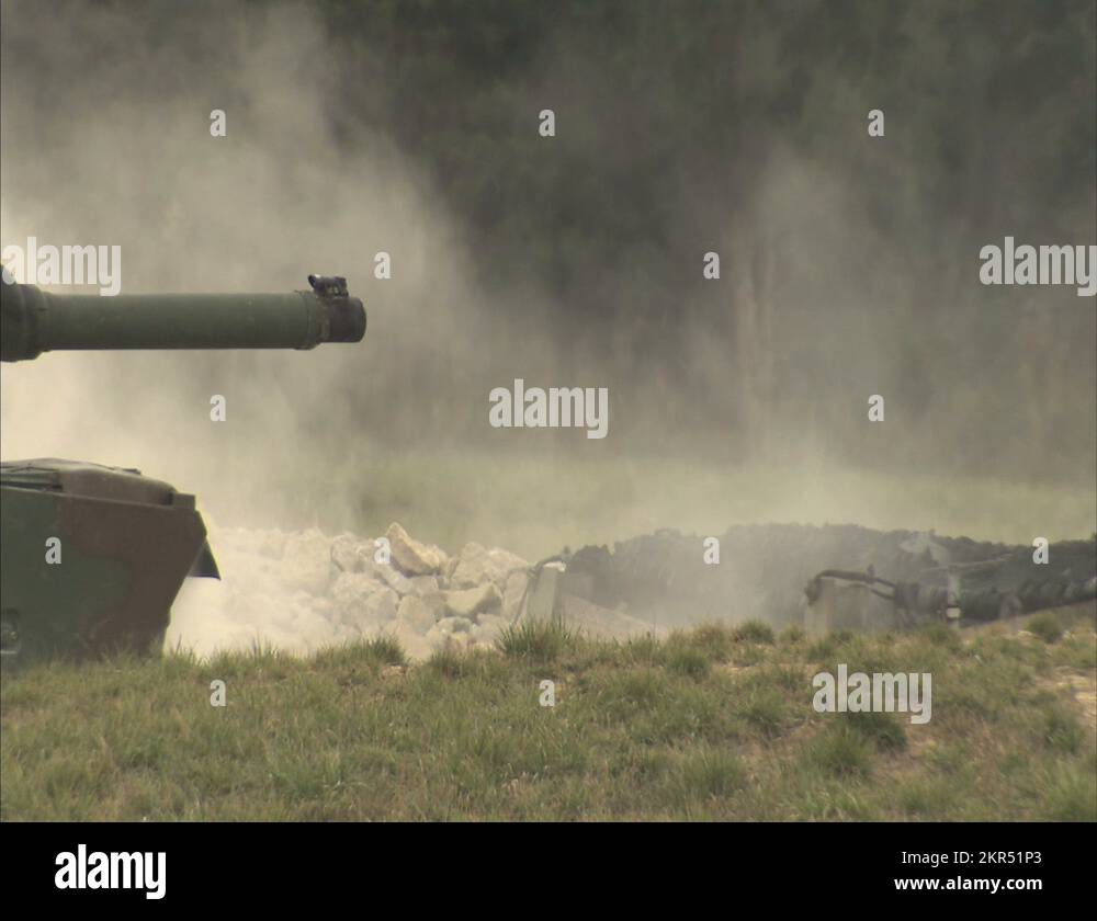 Firing tank Stock Videos & Footage - HD and 4K Video Clips - Alamy