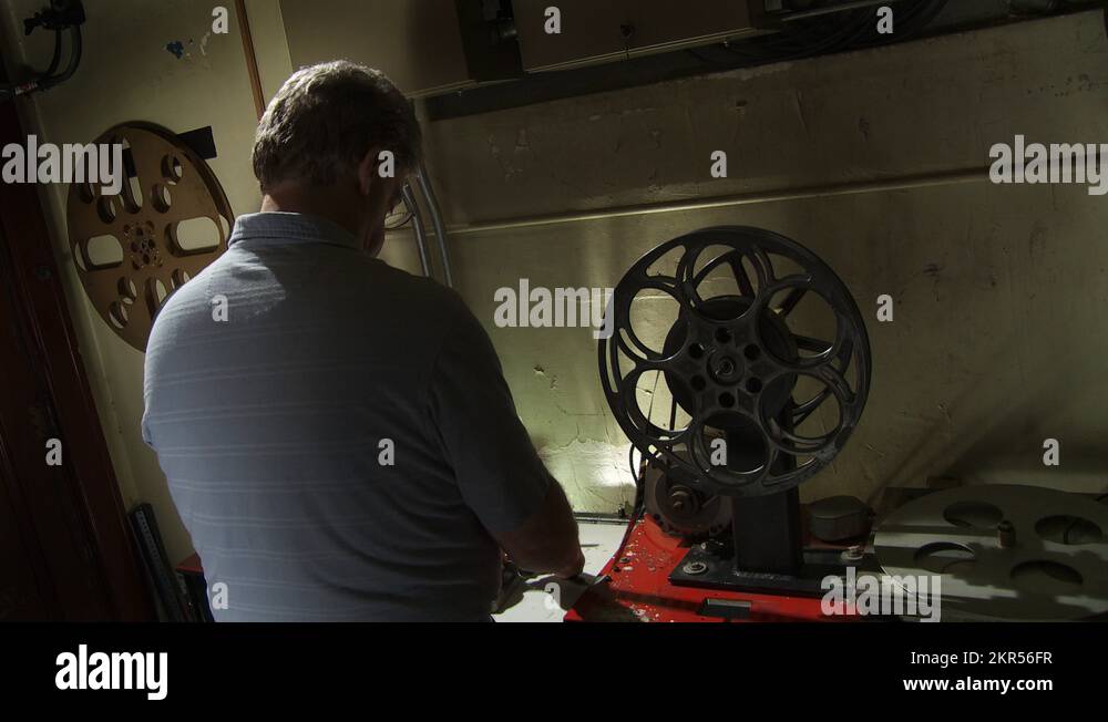 Film splicing Stock Videos & Footage - HD and 4K Video Clips - Alamy