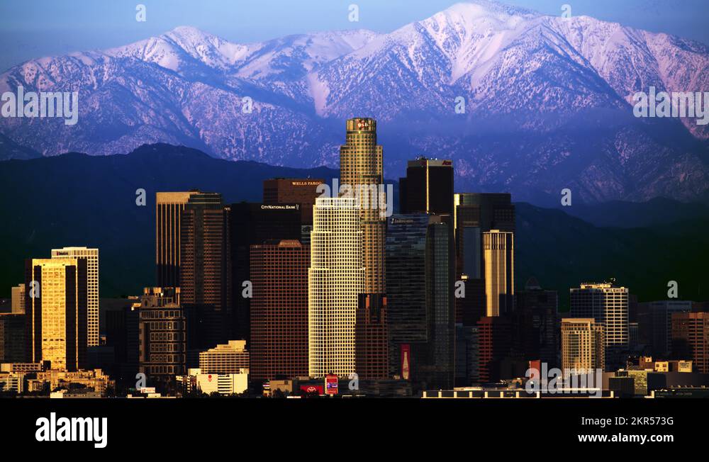 Skyline winter hi Stock Videos & Footage - HD and 4K Video Clips - Alamy