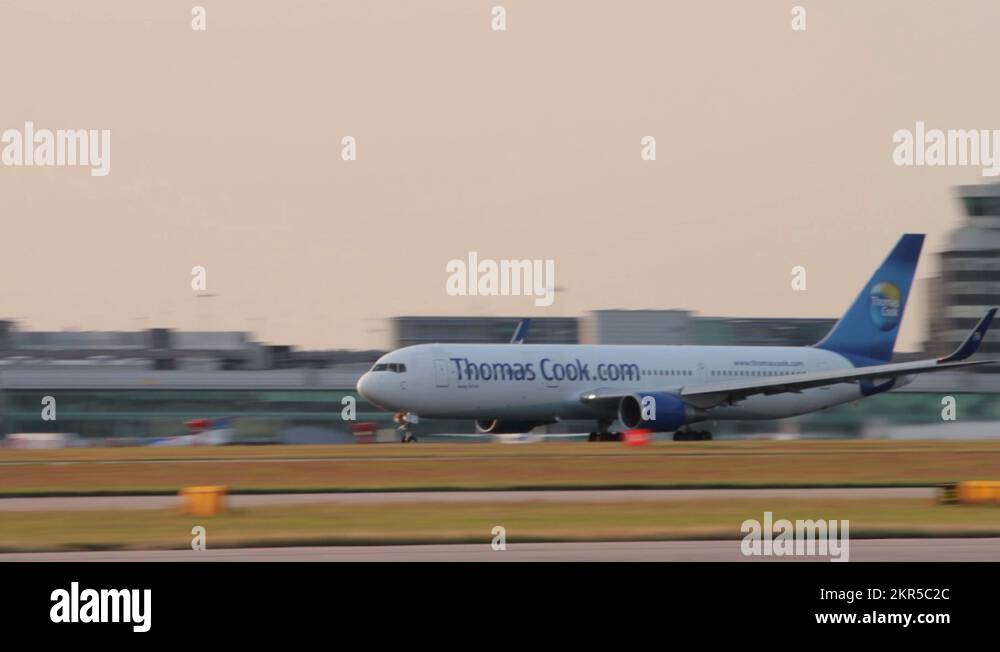 Boeing 767 aircraft plane Stock Videos & Footage - HD and 4K Video ...