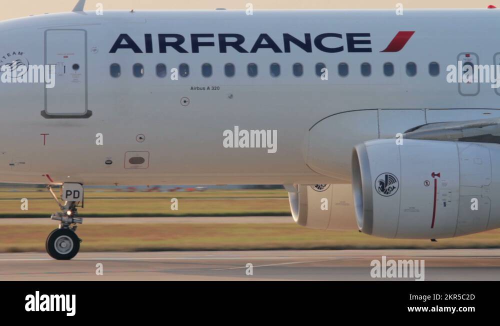 Air france airbus a320 aircraft Stock Videos & Footage - HD and 4K ...