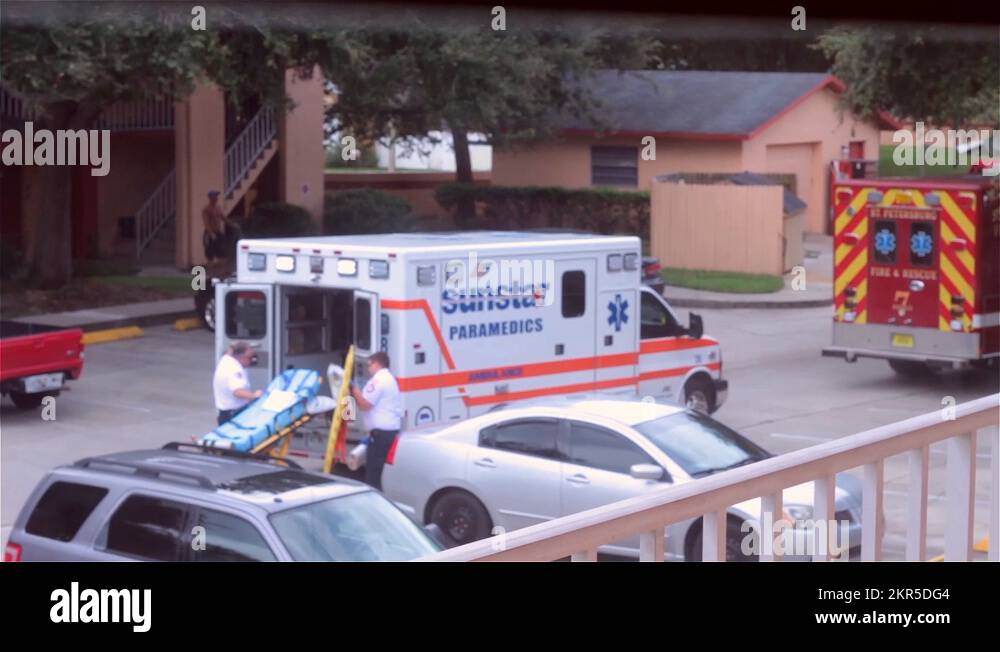 Medical emergency response team Stock Videos & Footage - HD and 4K ...