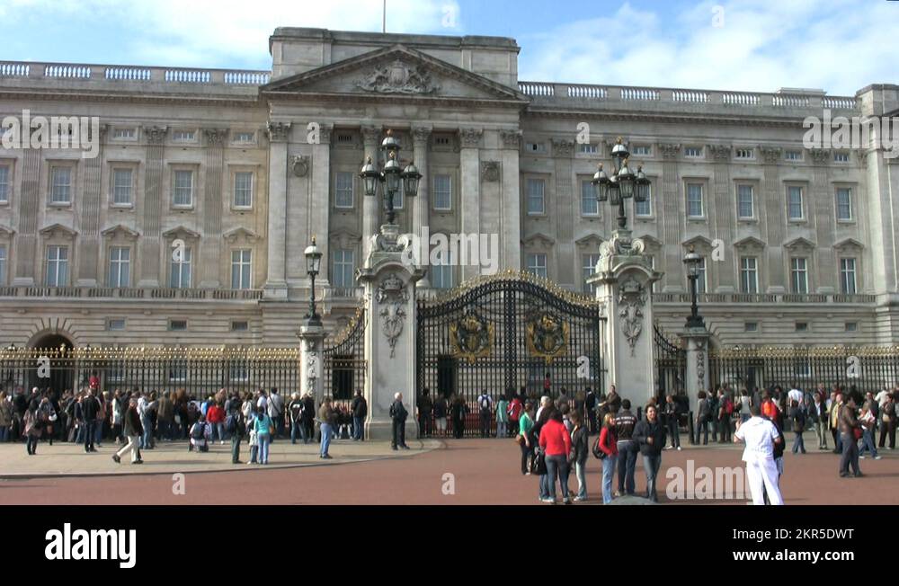 London england uk buckingham palace Stock Videos & Footage - HD and 4K ...