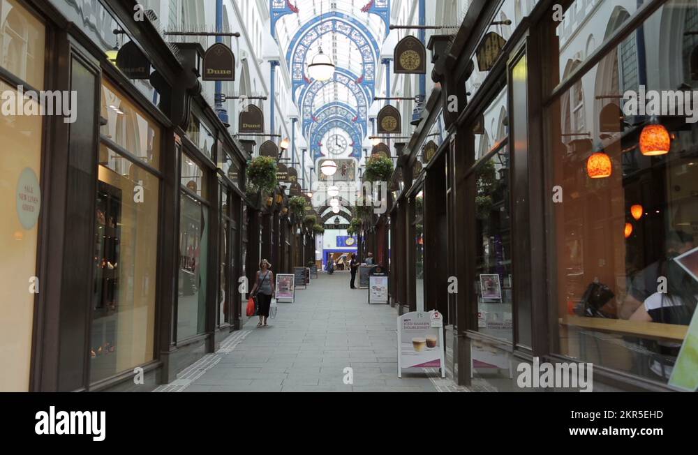 Victoria quarter Stock Videos & Footage - HD and 4K Video Clips - Alamy