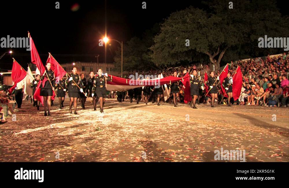 Mexican flag parade Stock Videos & Footage - HD and 4K Video Clips - Alamy