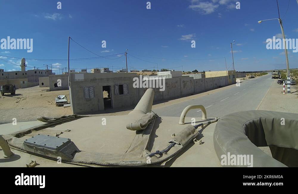 Army Special Forces action tank attack battle building combat Stock ...