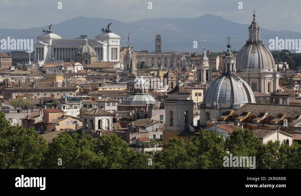 Scene churches Stock Videos & Footage - HD and 4K Video Clips - Alamy