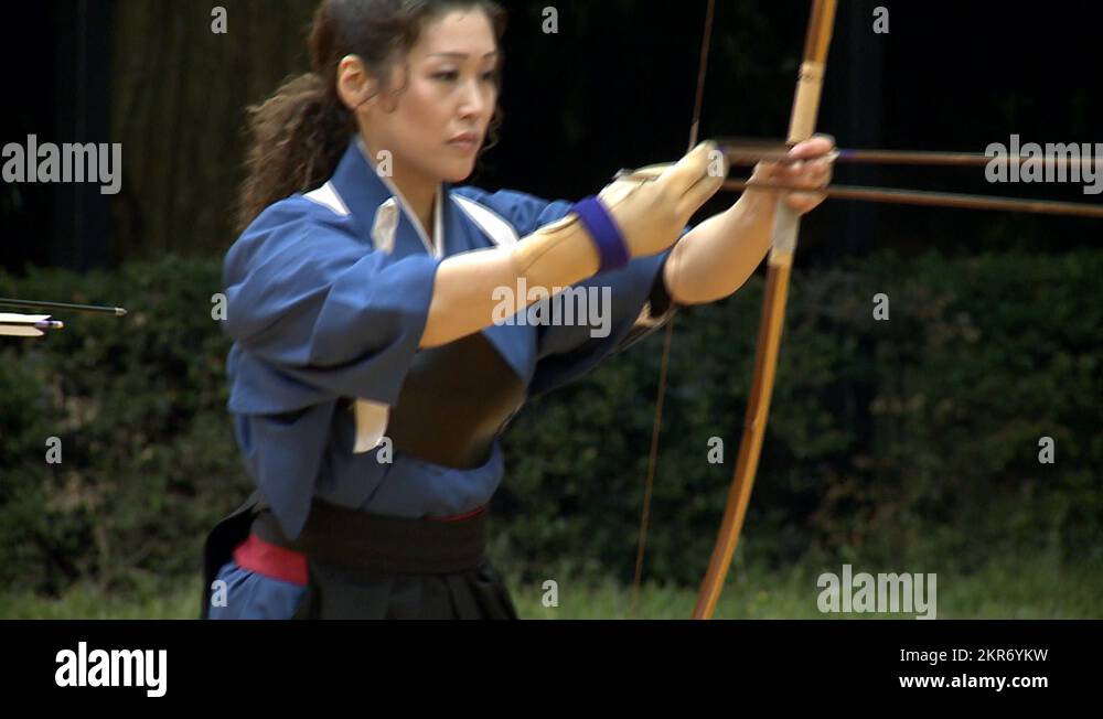 Kyudo Stock Videos & Footage - HD and 4K Video Clips - Alamy