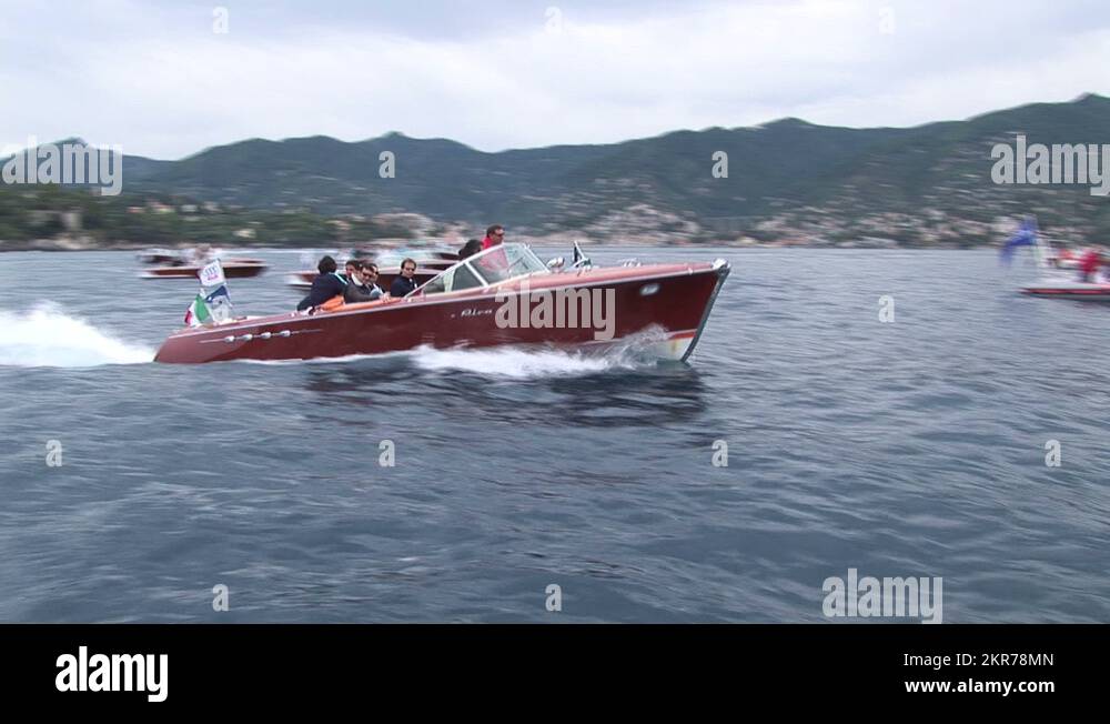 Vintage boat race Stock Videos & Footage - HD and 4K Video Clips - Alamy