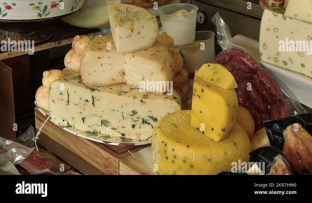 Traditional sicilian cheese, food market, Ortigia, Siracusa, Sicily ...