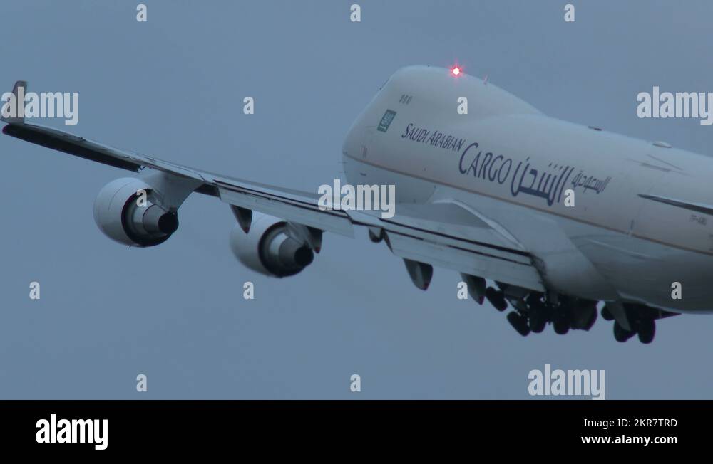 Saudi arabian airliner Stock Videos & Footage - HD and 4K Video Clips ...