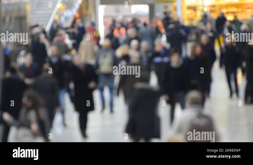 London tube commuter Stock Videos & Footage - HD and 4K Video Clips - Alamy