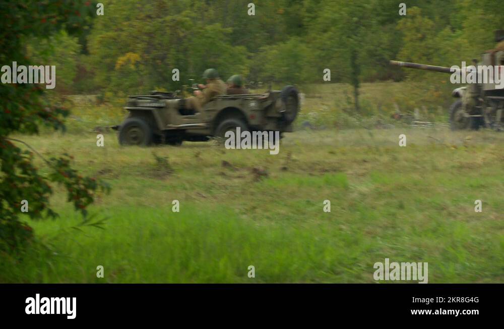 WWII Russian and Germans in combat Stock Video Footage - Alamy
