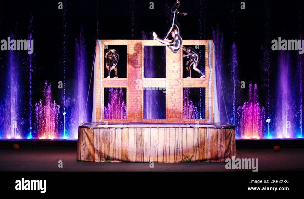Acrobatic performance Stock Videos & Footage - HD and 4K Video Clips ...