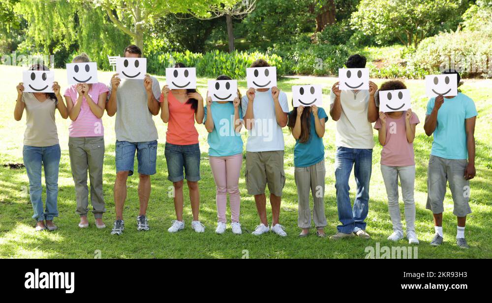 Smiley faces group Stock Videos & Footage - HD and 4K Video Clips - Alamy