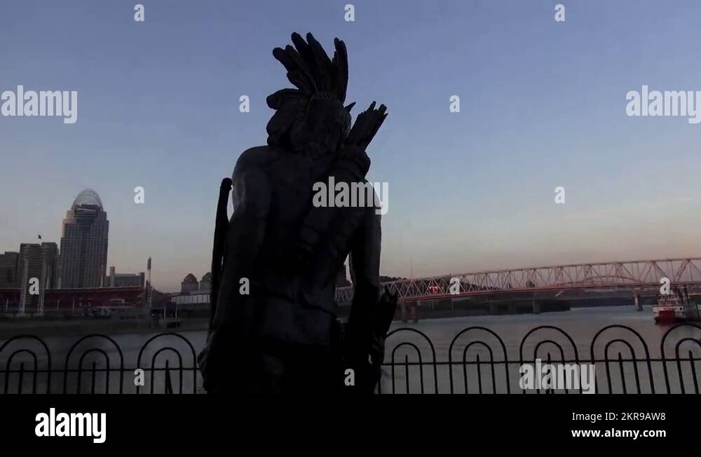 Native statue Stock Videos & Footage - HD and 4K Video Clips - Alamy