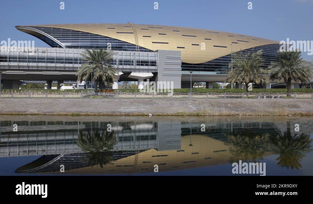 Dubai Metro Spectacular Futuristic Armadillo Structure Design Subway ...