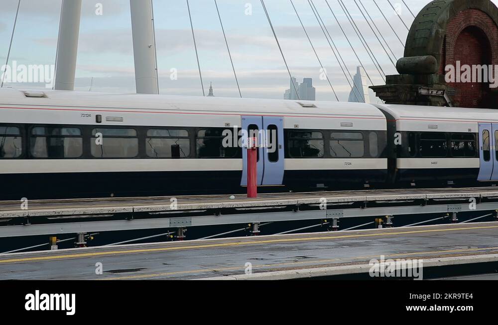 Embankment train station Stock Videos & Footage - HD and 4K Video Clips ...