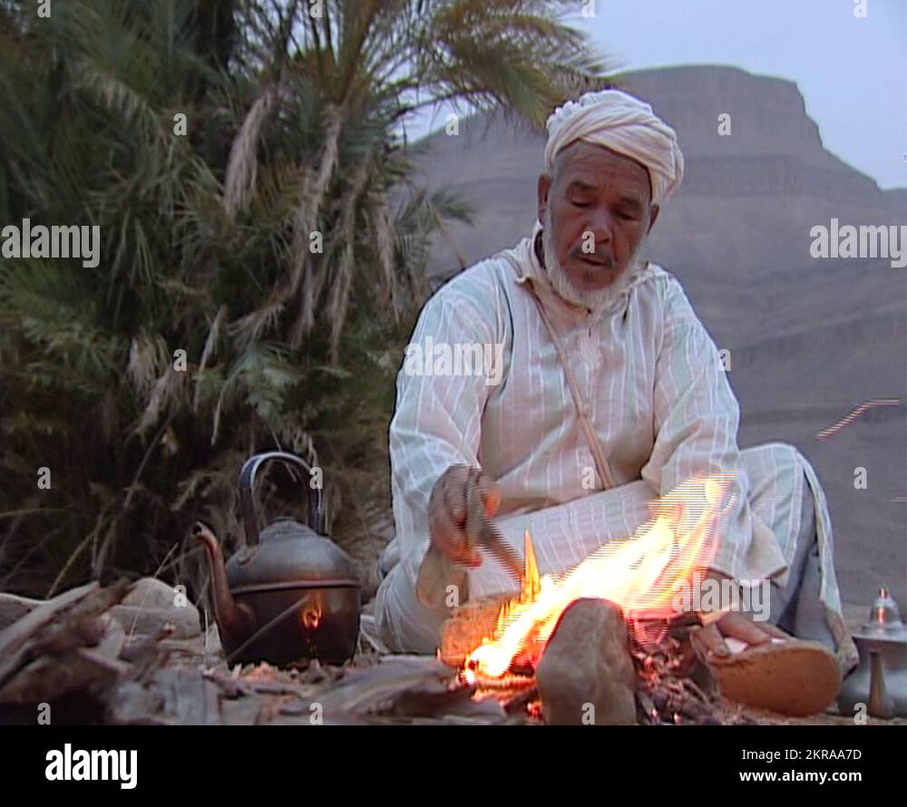 Teapot fire sahara desert Stock Videos & Footage - HD and 4K Video ...