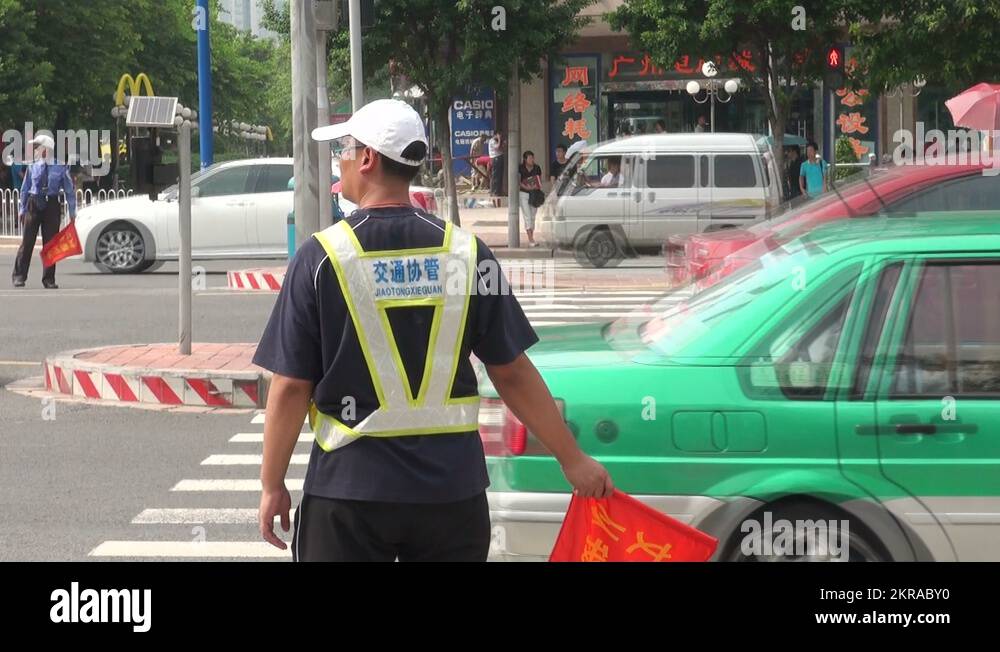 Waving police Stock Videos & Footage - HD and 4K Video Clips - Alamy