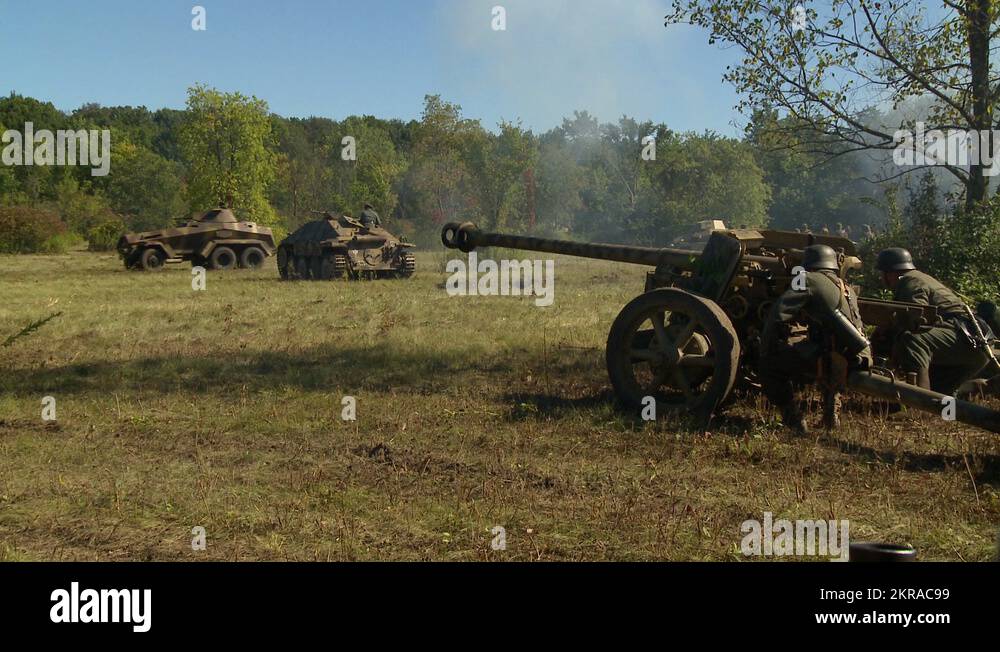 Armor wwii Stock Videos & Footage - HD and 4K Video Clips - Alamy