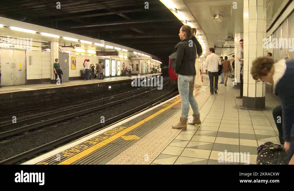 London underground service Stock Videos & Footage - HD and 4K Video ...