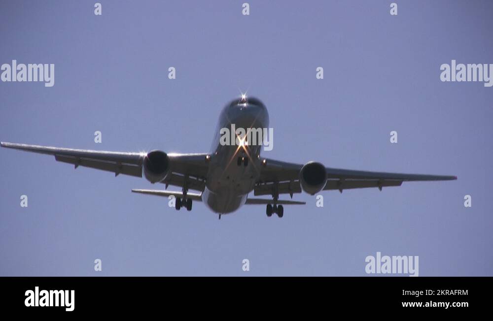 Jet aircraft commercial airliner Stock Videos & Footage - HD and 4K ...