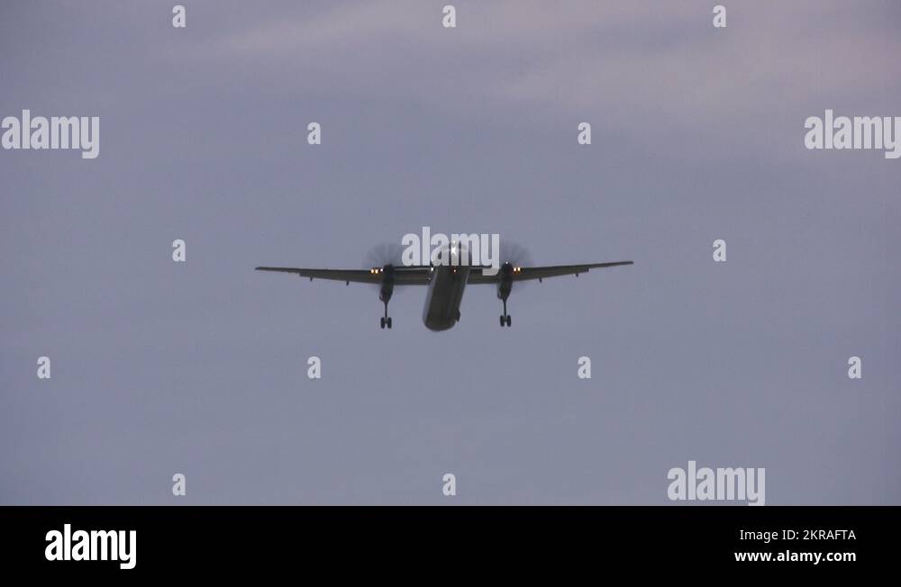 Turbo prop aircraft Stock Videos & Footage - HD and 4K Video Clips - Alamy
