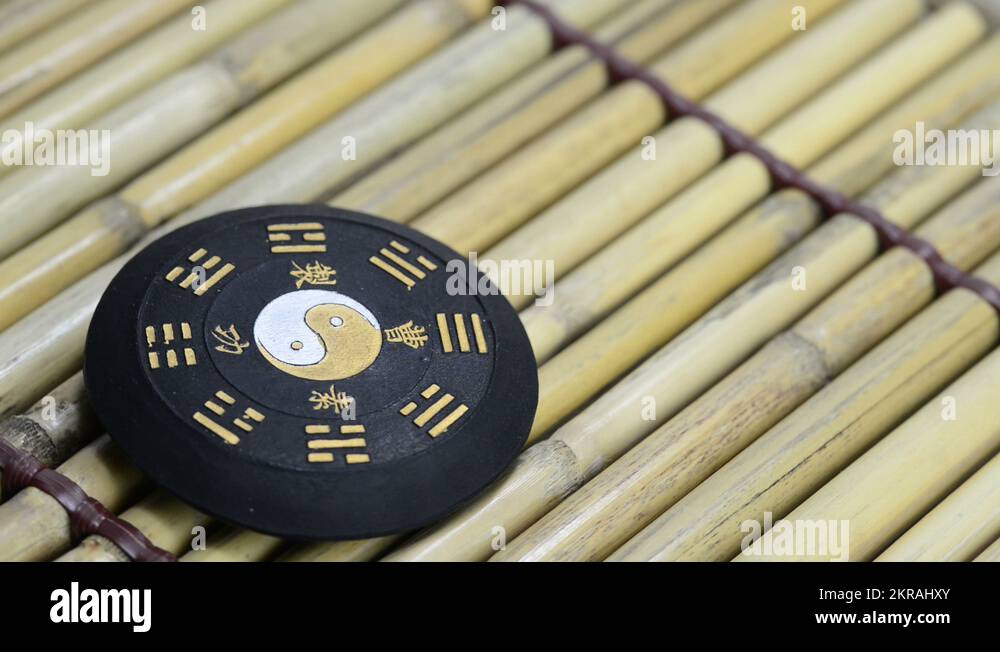 Tao symbol Stock Videos & Footage - HD and 4K Video Clips - Alamy