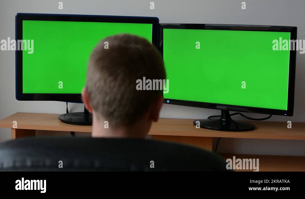 Turn off computer Stock Videos & Footage - HD and 4K Video Clips - Alamy