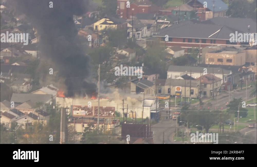 Smoke buildings Stock Videos & Footage - HD and 4K Video Clips - Alamy